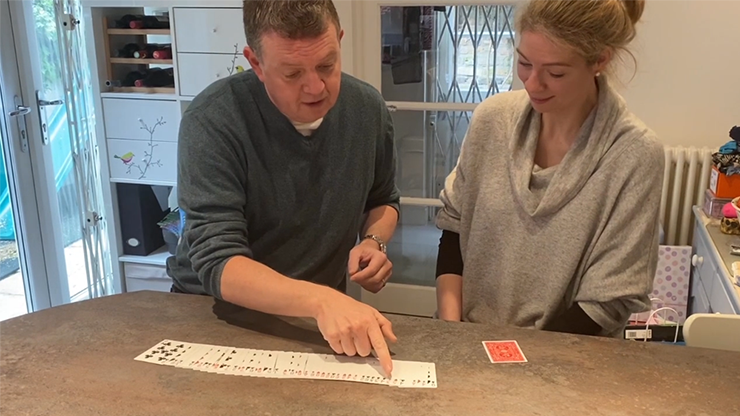 FORCED FOCUS RED by Richard Pinner – Stevens Magic Emporium